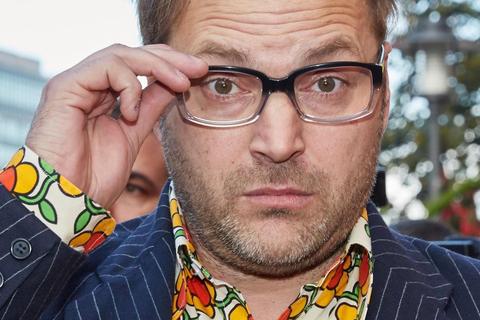 Paul Panzer im Interview: „Wenn schon untergehen, dann mit einem Lächeln“