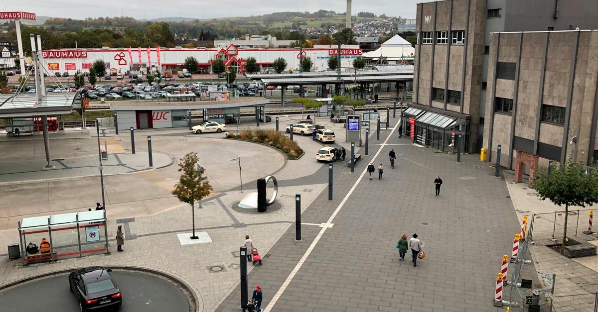 Am Wetzlarer Bahnhof fliegen die Fäuste