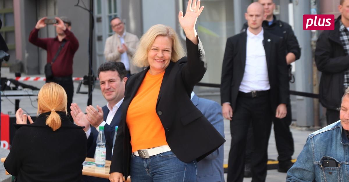 Kurz vor der Landtagswahl: Nancy Faeser in Wetzlar