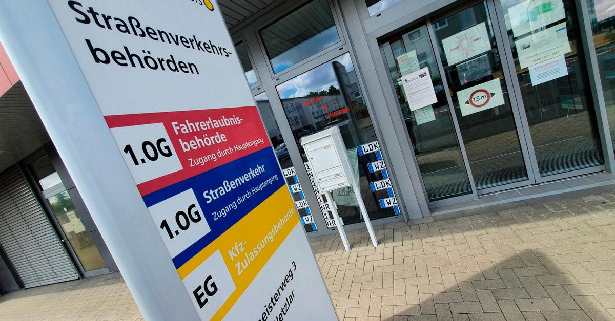 Zulassungsstellen in Wetzlar und Herborn: Geduld ist gefragt