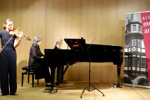 Romantischer Bogen bei Alsfeld Musik Art