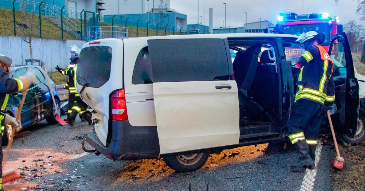 Rixfeld: Zwei Verletzte nach Unfall auf B 275