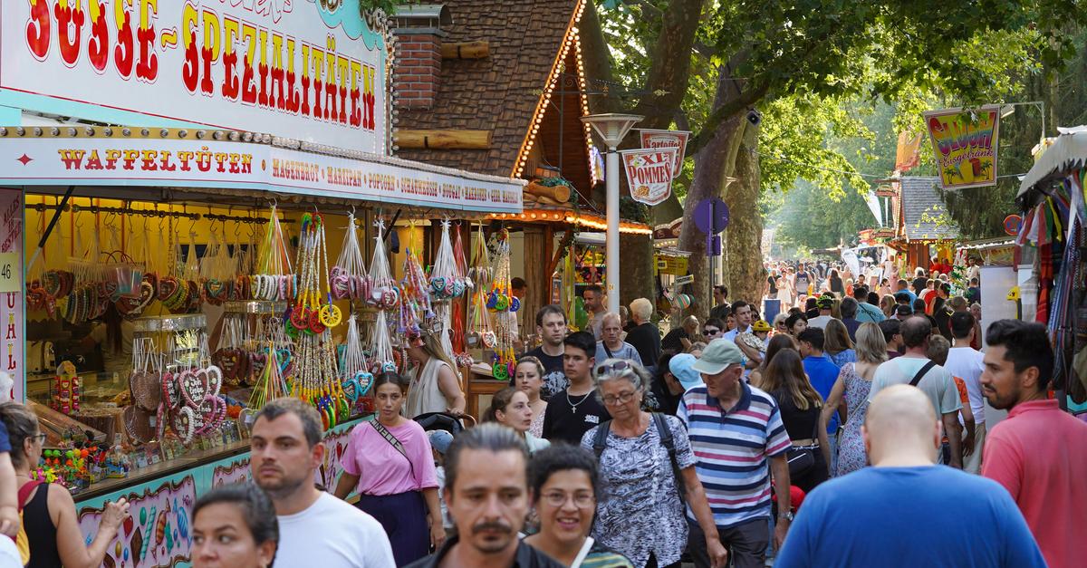 Schiersteiner Hafenfest startet mit Traumwetter