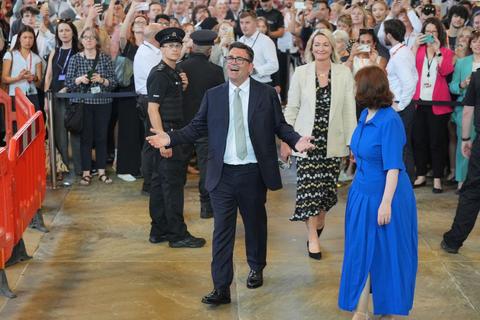 Starmer-Nachfolge: Wer ist Andy Burnham?