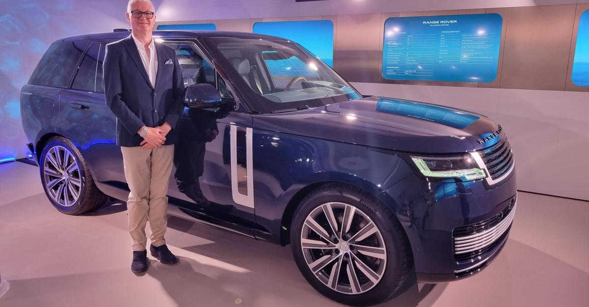 Die Land-Rover-Exklusivschmiede: James Bond als treuer Kunde