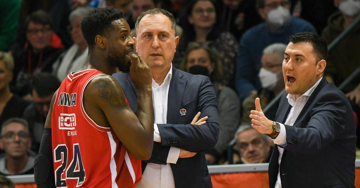 Weltenbummler und Co-Trainer - das ist Gießens Nikola Stanic