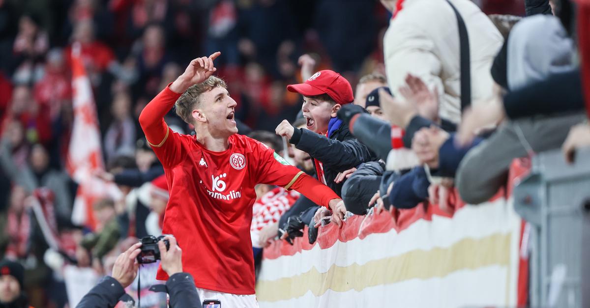 Nelson Weiper trifft historisch für Mainz 05