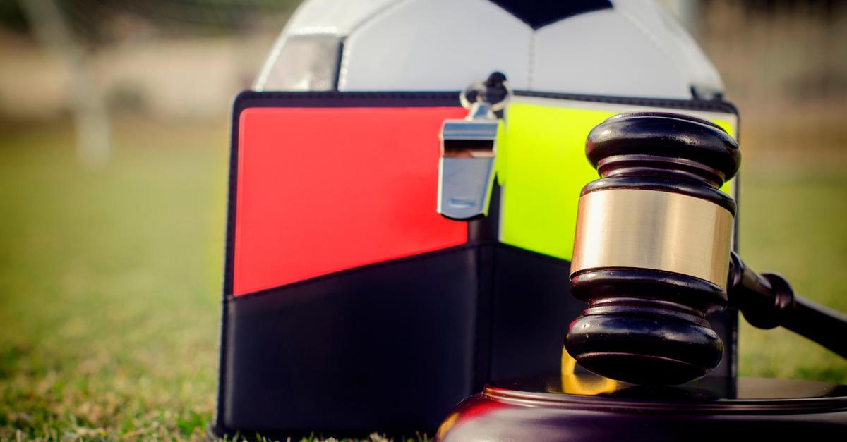 D-Jugendlicher wirft Schiedsrichter Bestechung vor