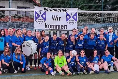 Frauenfußball: TSV Bicken steigt in die Verbandsliga auf