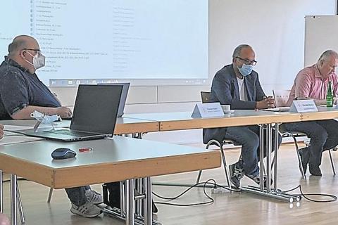 Alles angerichtet für den Fußball-Neustart | Mittelhessen