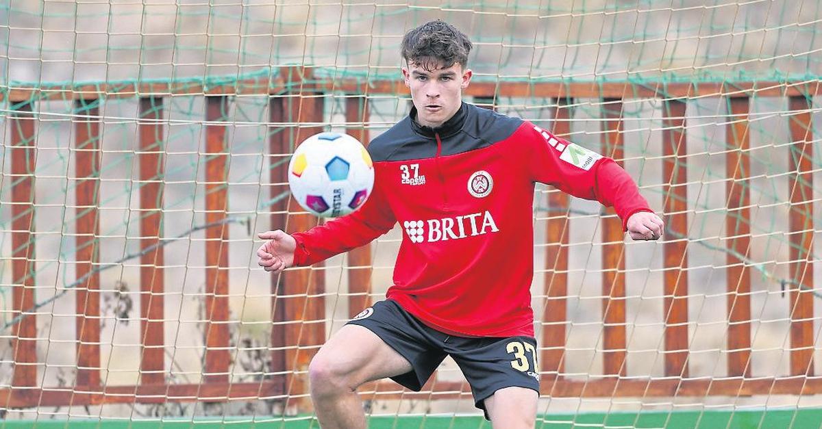 Ben Nink: Mit 16 Jahren schon bei den Profis