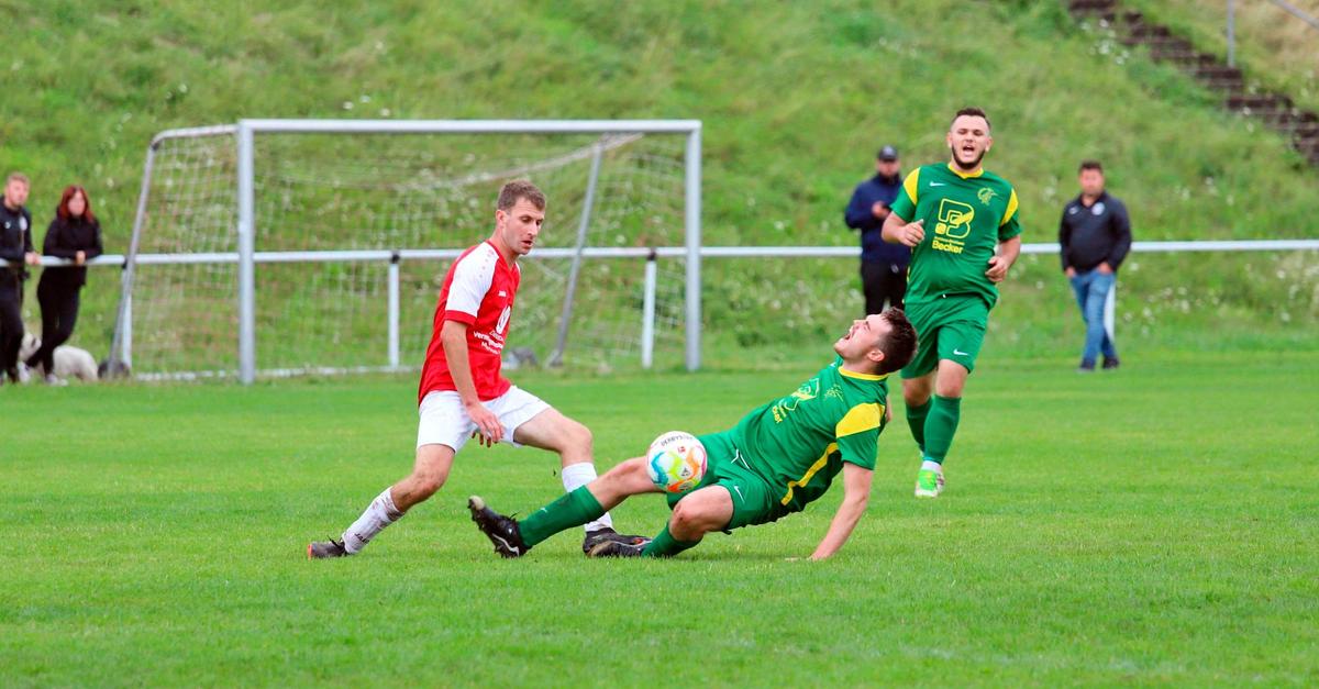 A-Liga: Neuling ballert sich an Tabellenspitze