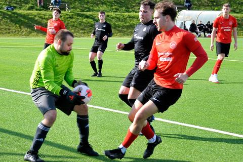 Kreisoberliga: Tore von Voss und Zuckrigl bringen Platz 2