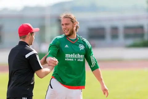 Fußball-Torhüter Jan-Eric Dreikausen möchte SV Hoch-Weisel weiterentwickeln