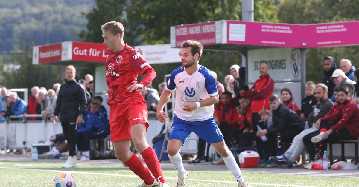 In der Fußball-Hessenliga geht es noch einmal in die Vollen