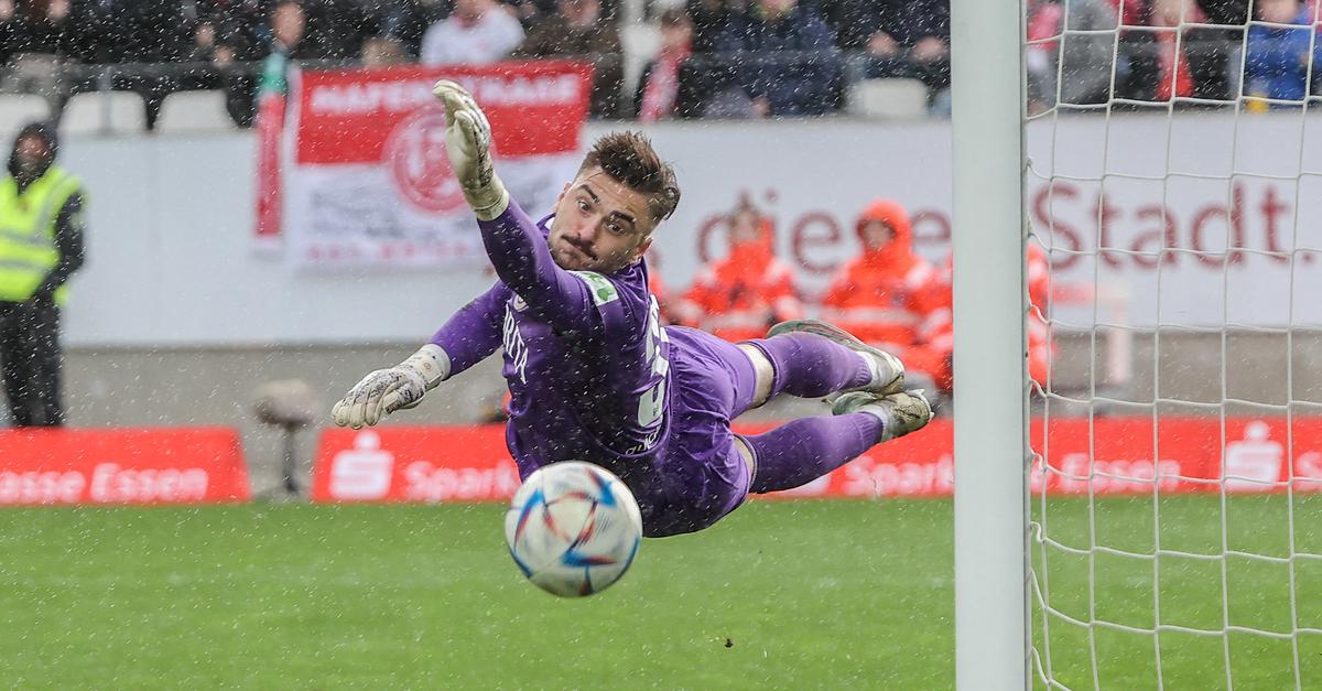 SV Wehen Wiesbaden bindet Keeper Arthur Lyska