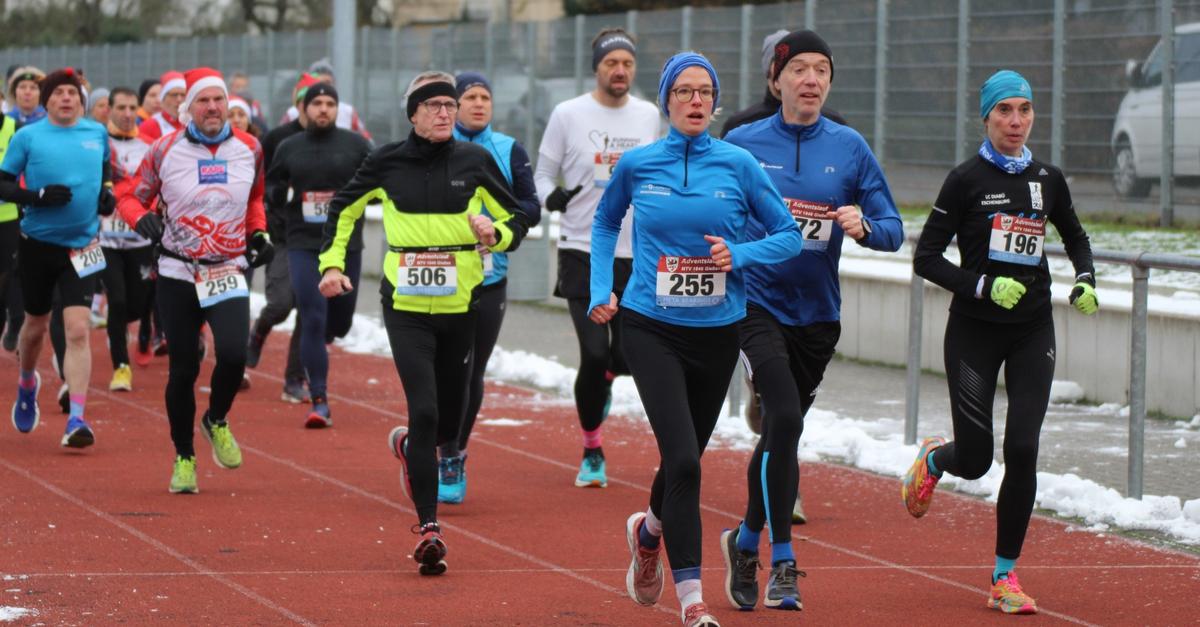 Gießener Adventslauf: Läuferschar trotzt der Kälte