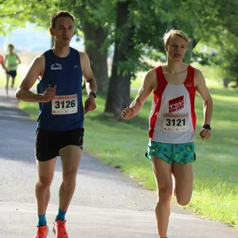 Lahnparklauf: Jannik Weber pulverisiert den Streckenrekord