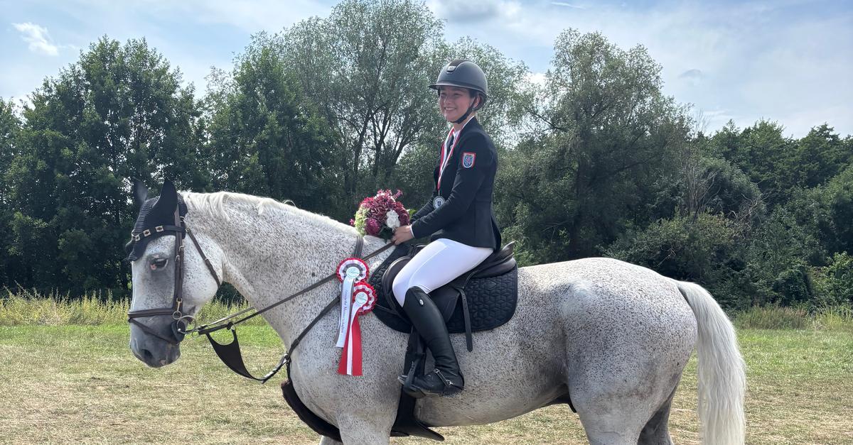 Lola Senzel reitet zu Silber bei den Hessenmeisterschaften