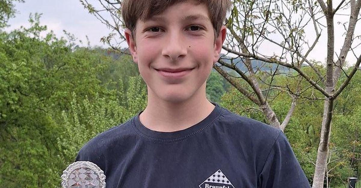 Toni Stehning von den Schachfreunden Braunfels gewinnt U14-Gold bei ...